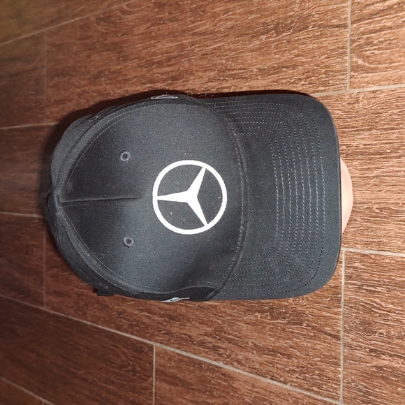 Mercedes AMG Petronas | Accessories | Mercedes Amg Petronas Motorsport ...